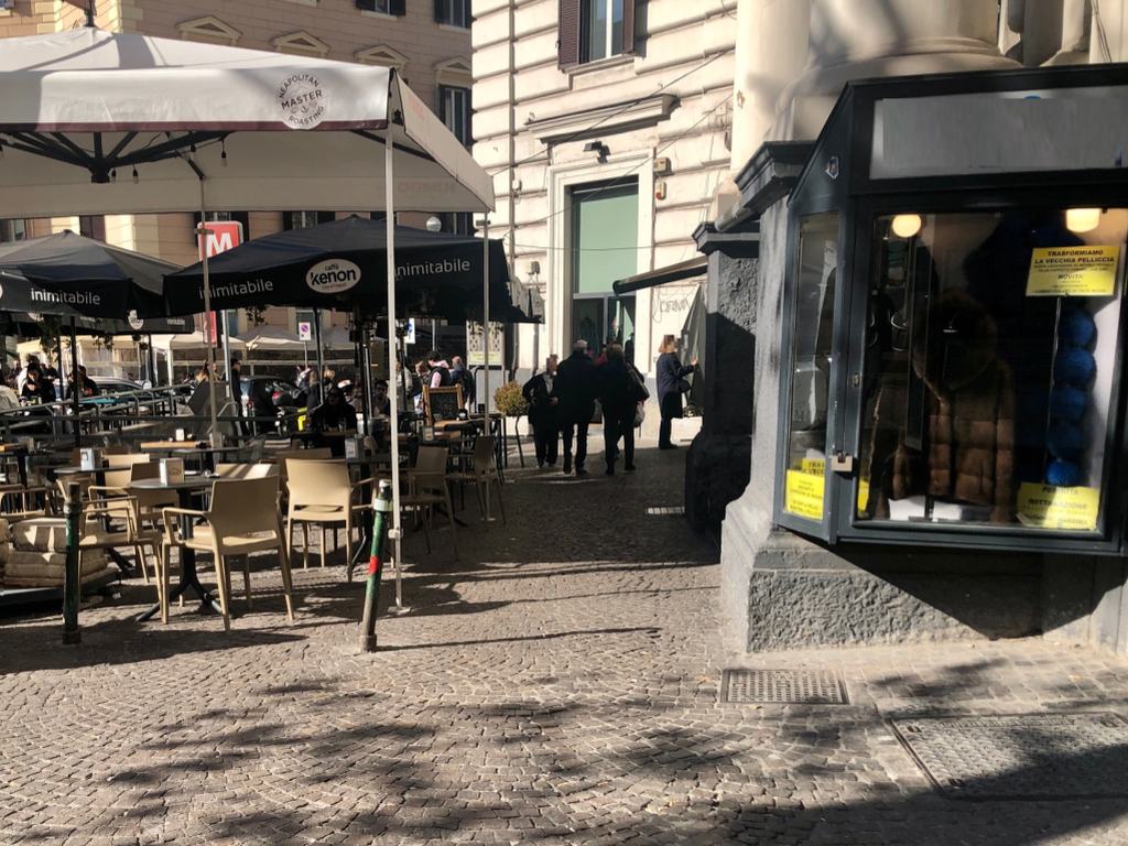 Punti di vista. La lettera di un operatore commerciale. Il Vomero? Il ...