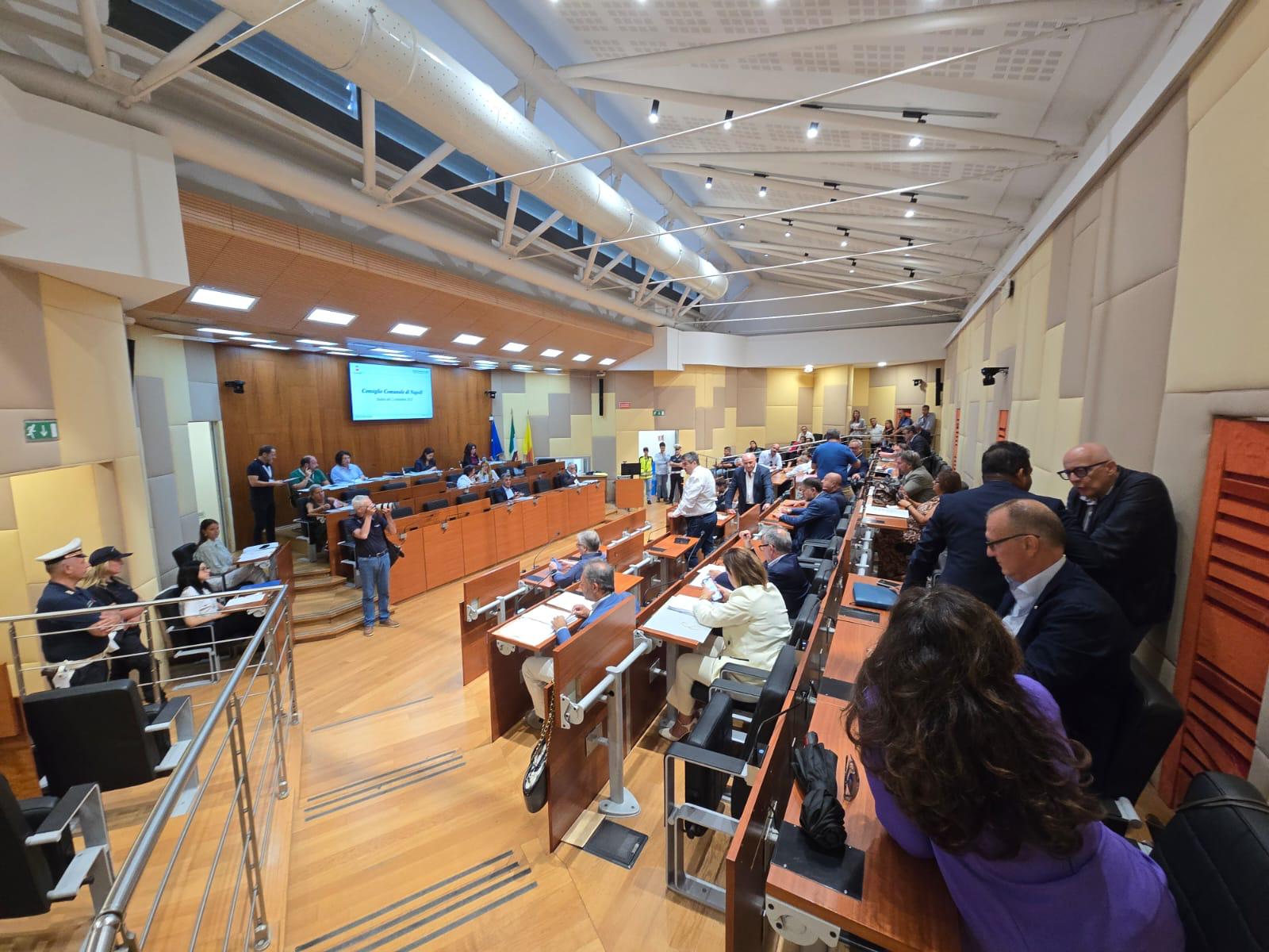 Napoli. In Consiglio approvate quattro delibere, la mozione sul Fondo ...